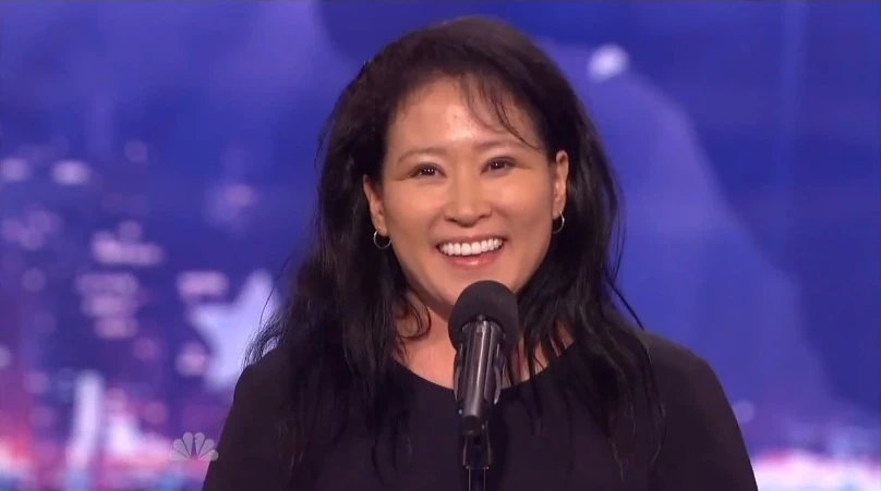 Unemployed Housewife Shocks Judges When She Reveals Secret Talent On ...